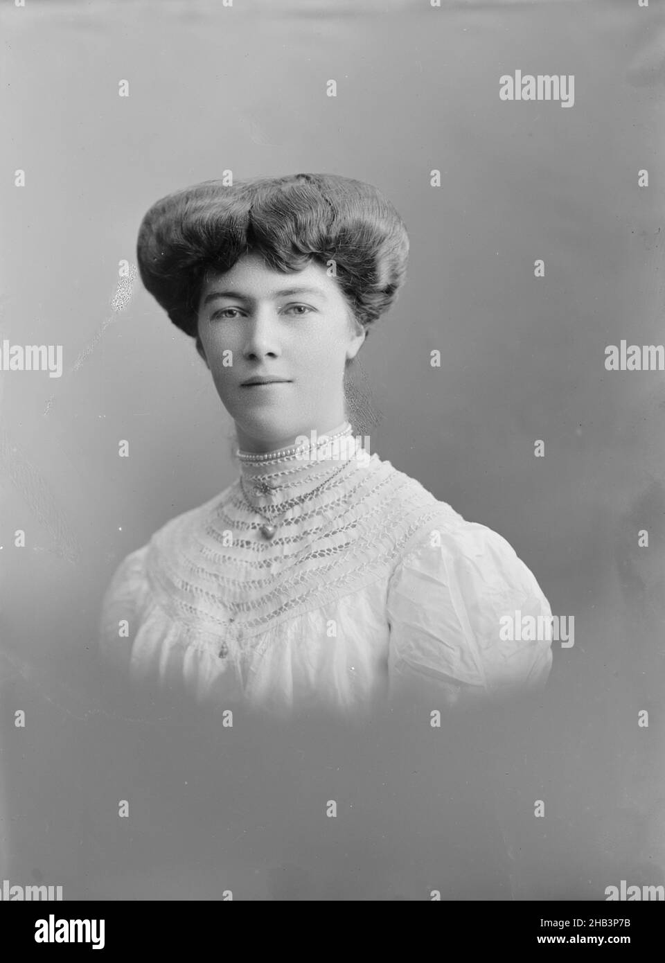 Reeves 6, Berry & Co, circa 1920, Wellington Stock Photo - Alamy