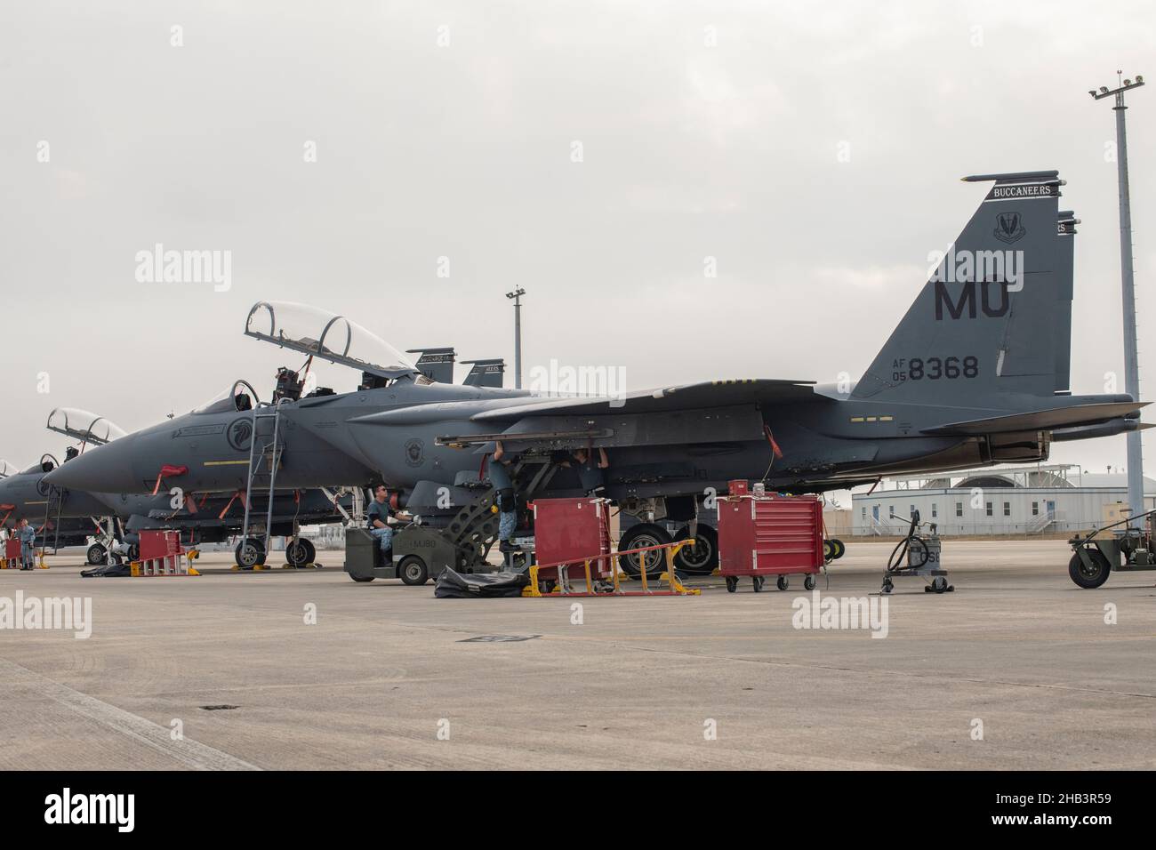 Republic of Singapore Air Force airmen assigned to the 428th Fighter ...