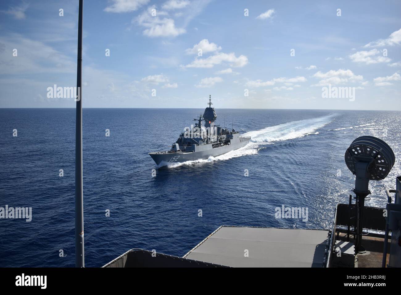 211211-N-NO250-1001 SAVU SEA (Dec. 11, 2021) Royal Australian Navy ...