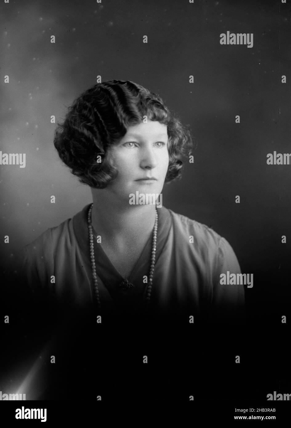 Miss Hamilton 1 6x8 coupon, Berry & Co, circa 1920, Wellington Stock ...