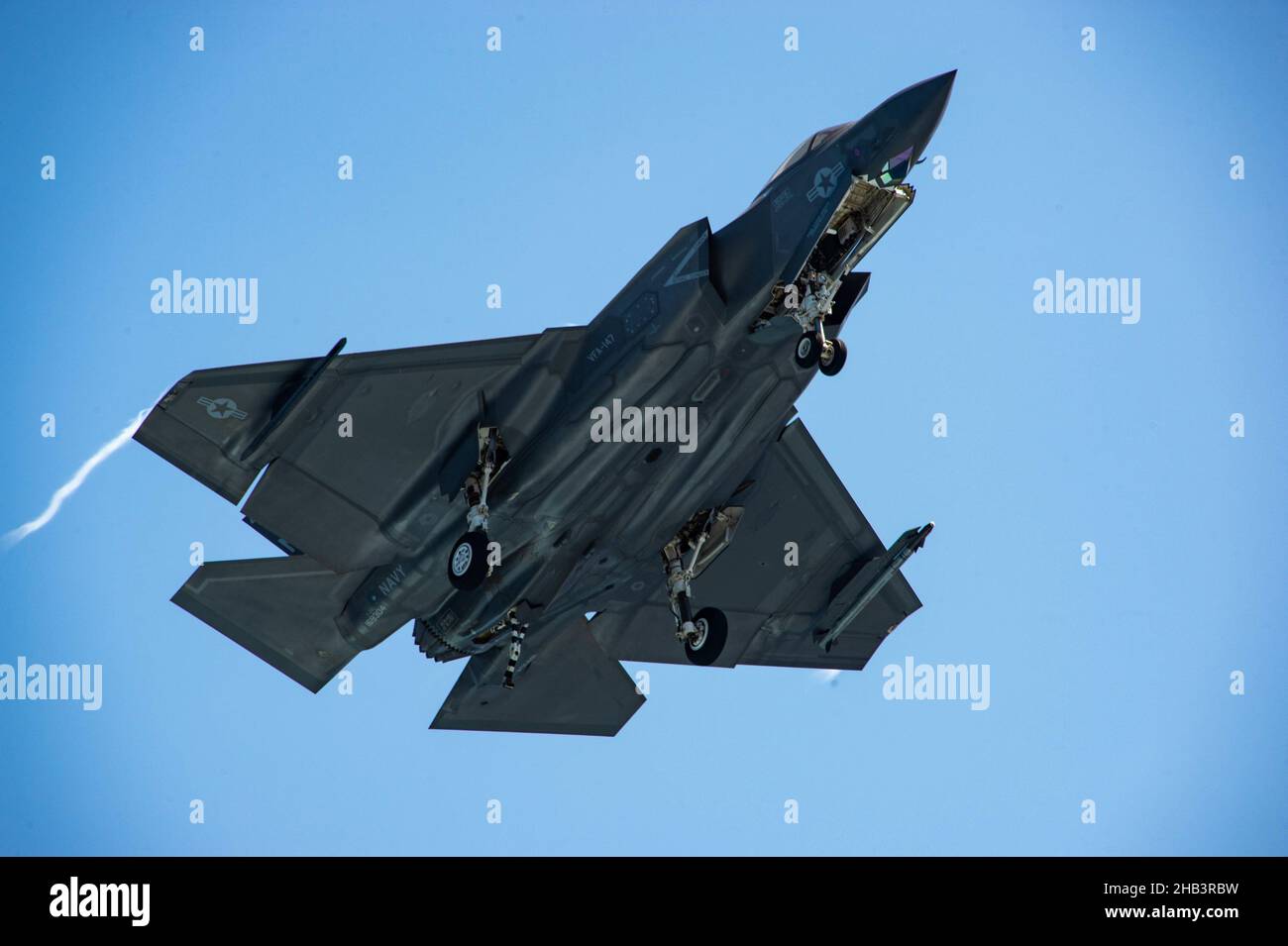 211213-N-RU001-1347 INDIAN OCEAN (Dec. 13, 2021) An F-35C Lightning II, assigned to the ...