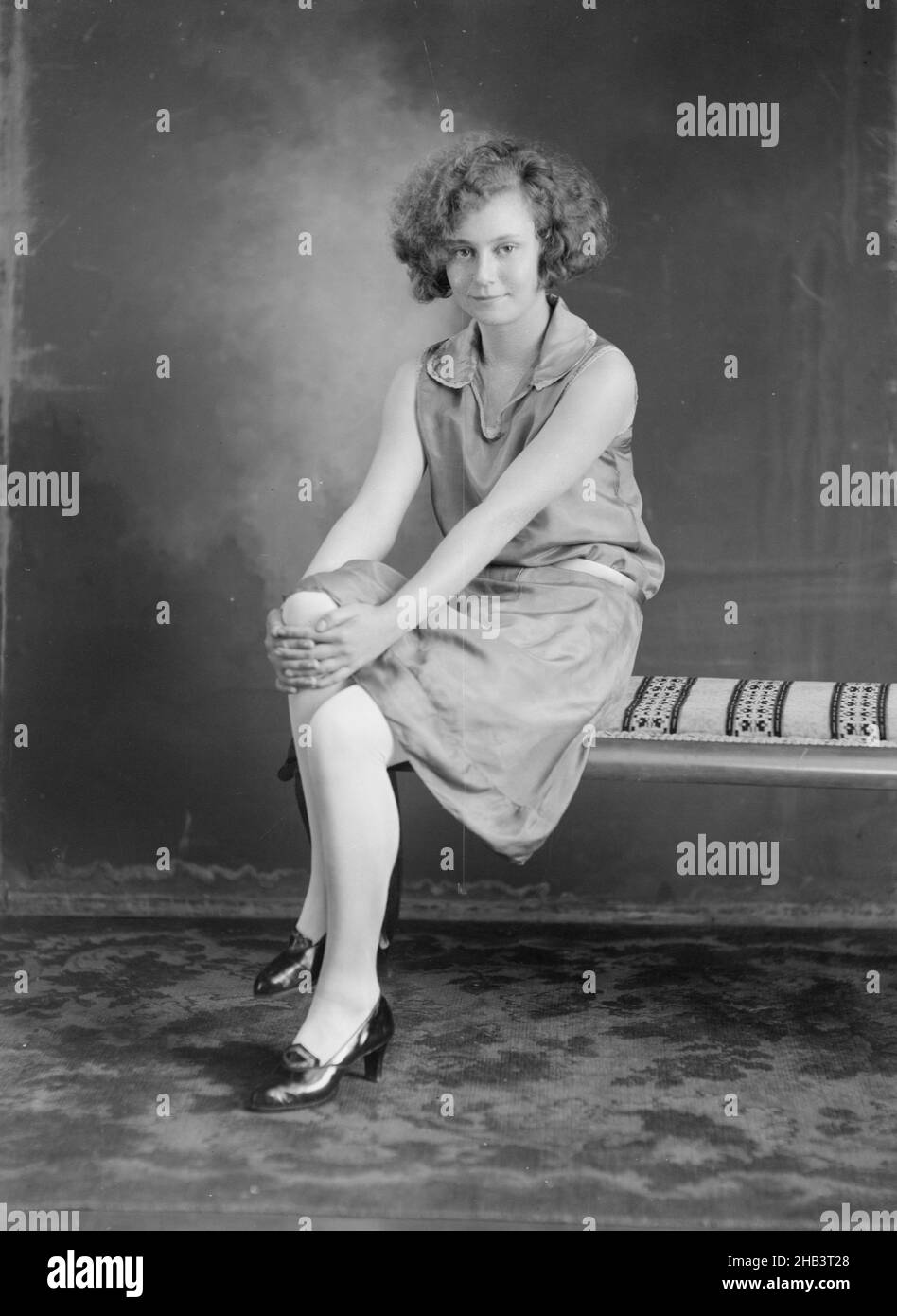 Miss waddley 6x8 coupon 3 cab hi-res stock photography and images - Alamy