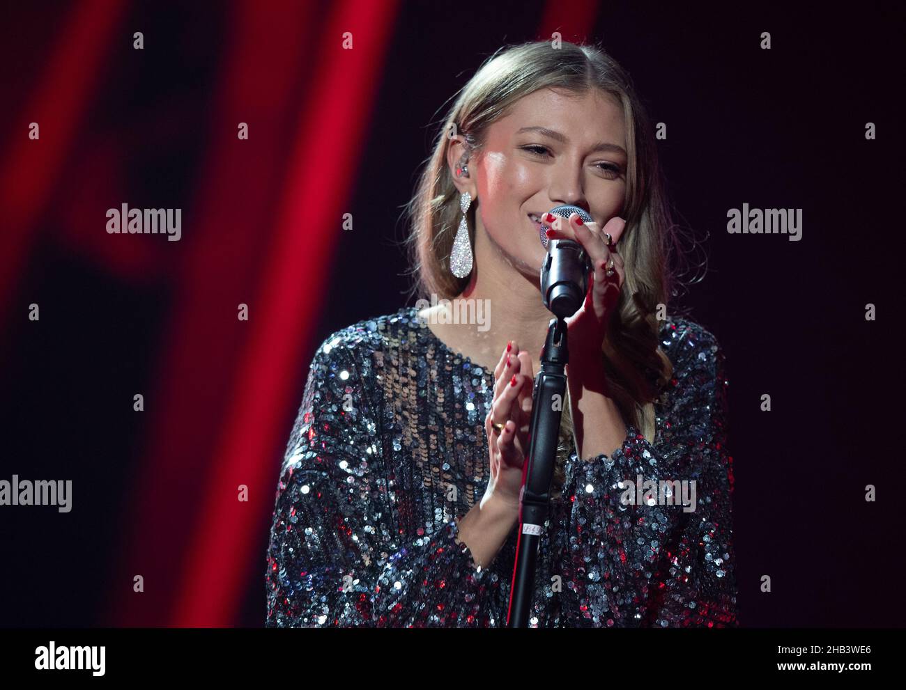 Leony singer hi-res stock photography and images - Alamy