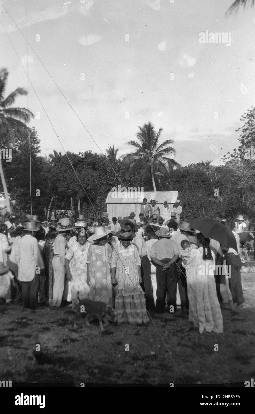 Mauke mauke Black and White Stock Photos & Images - Alamy