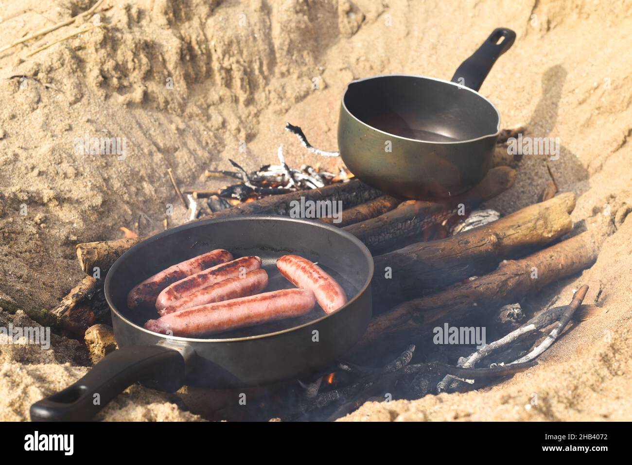 Back to basics cooking hi-res stock photography and images - Alamy