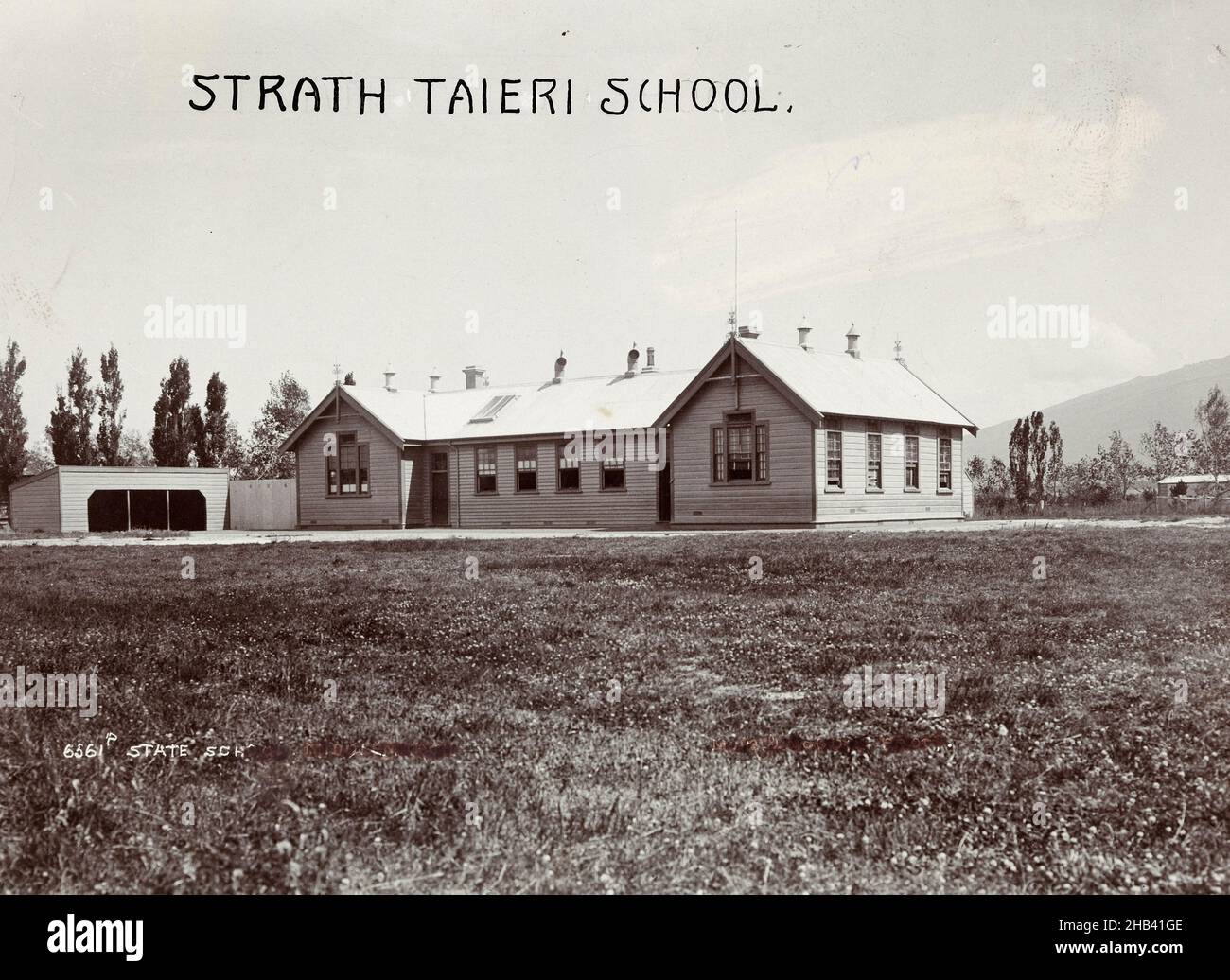 Strath Taieri School, Middlemarch, Muir & Moodie studio, photography ...