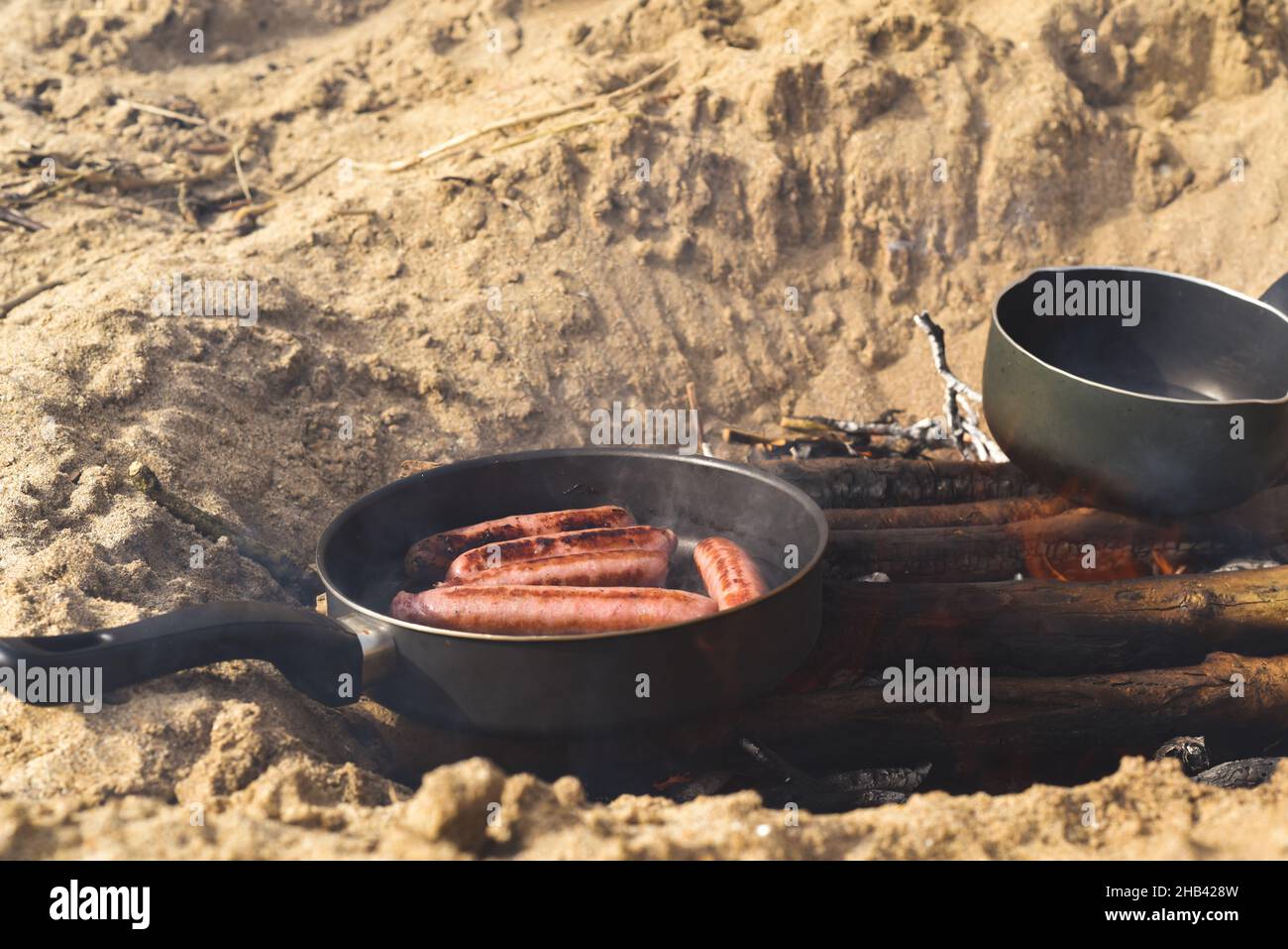 Open pit barbecue hi-res stock photography and images - Alamy