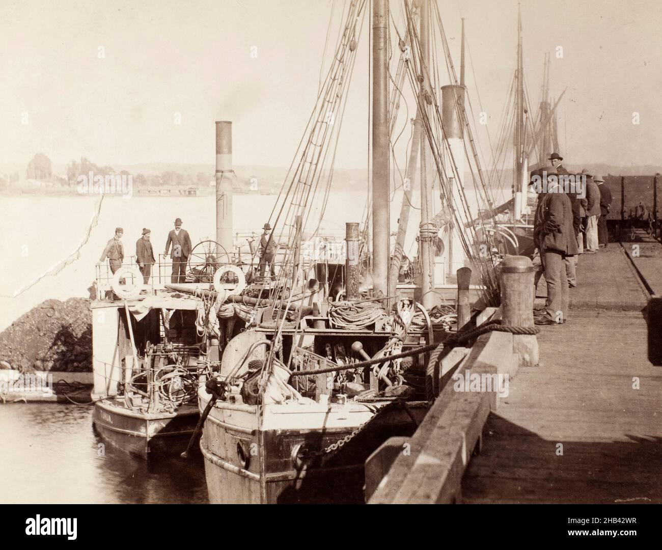 On the Wharf, Wanganui, Burton Brothers studio, photography studio ...