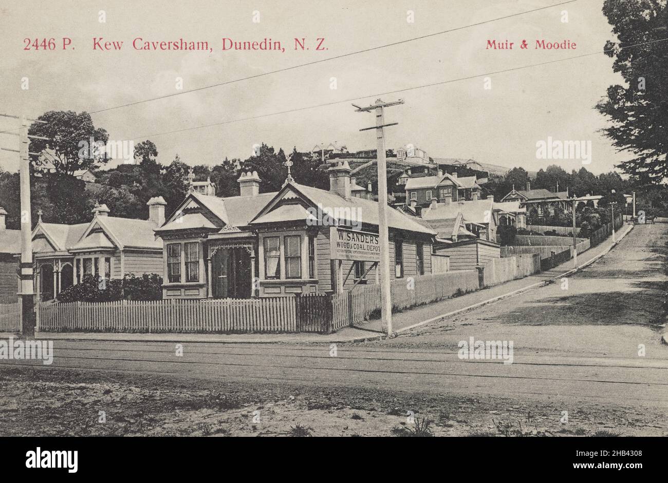 Kew caversham hi-res stock photography and images - Alamy