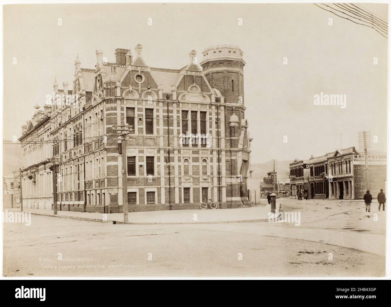 Free Public Library, Wellington, Muir & Moodie studio, photography ...