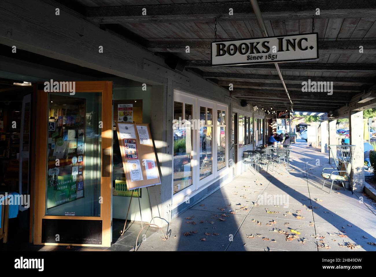 Independently Owned High Resolution Stock Photography and Images - Alamy