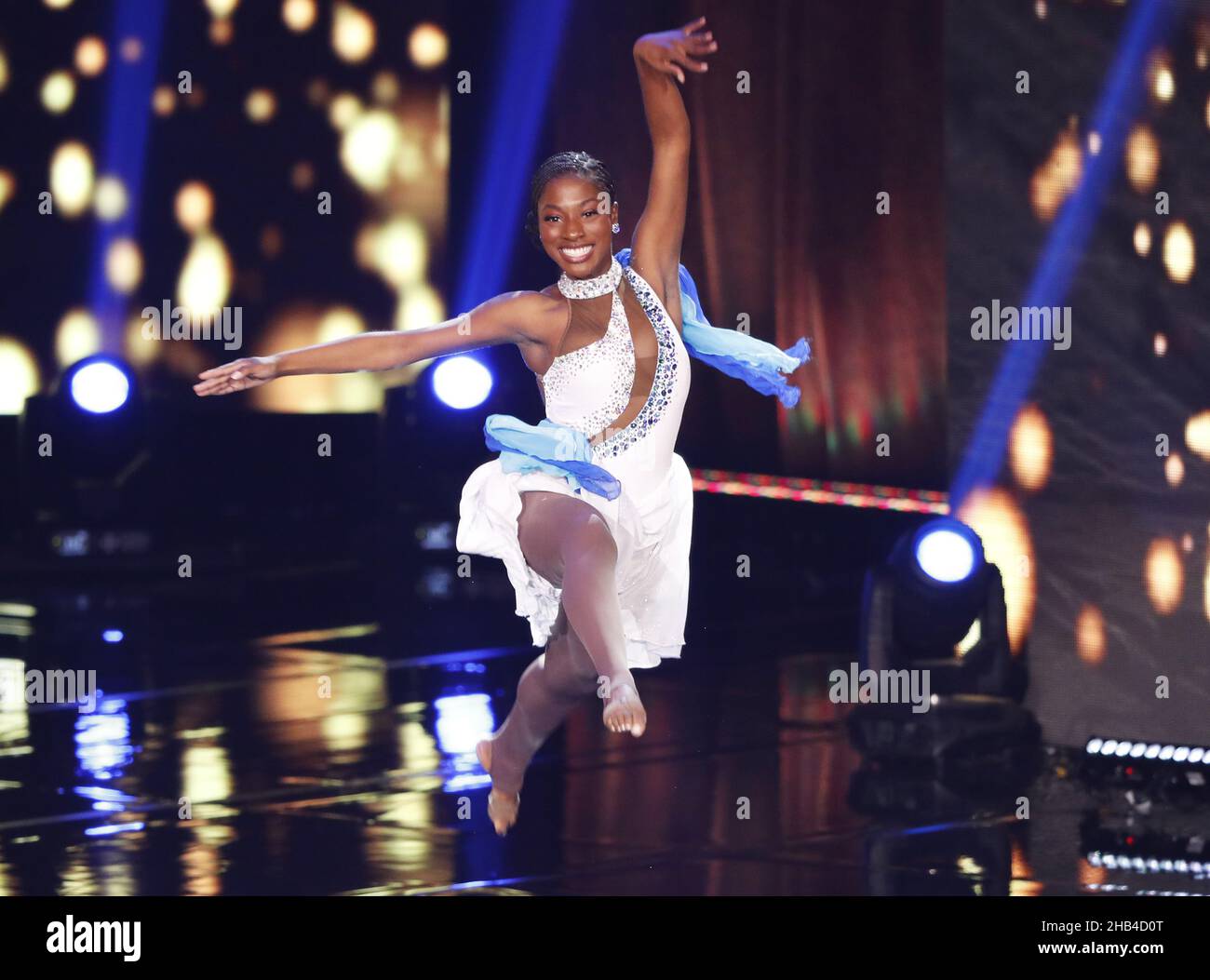 Elizabeth pierre miss massachusetts 2021 hi-res stock photography and ...