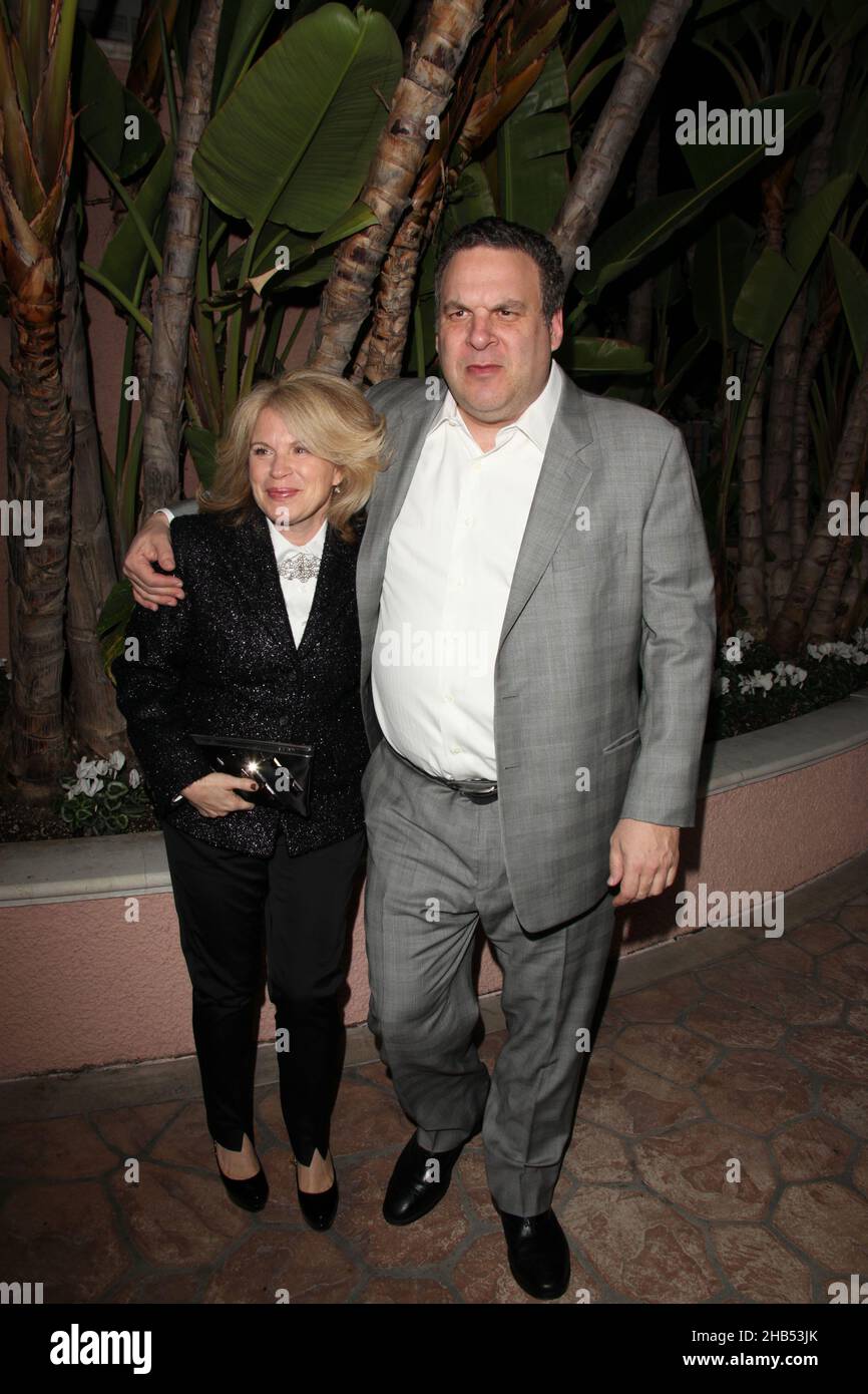 BEVERLY HILLS, CA - DECEMBER 01: Jeff Garlin Marla Garlin attends the ...