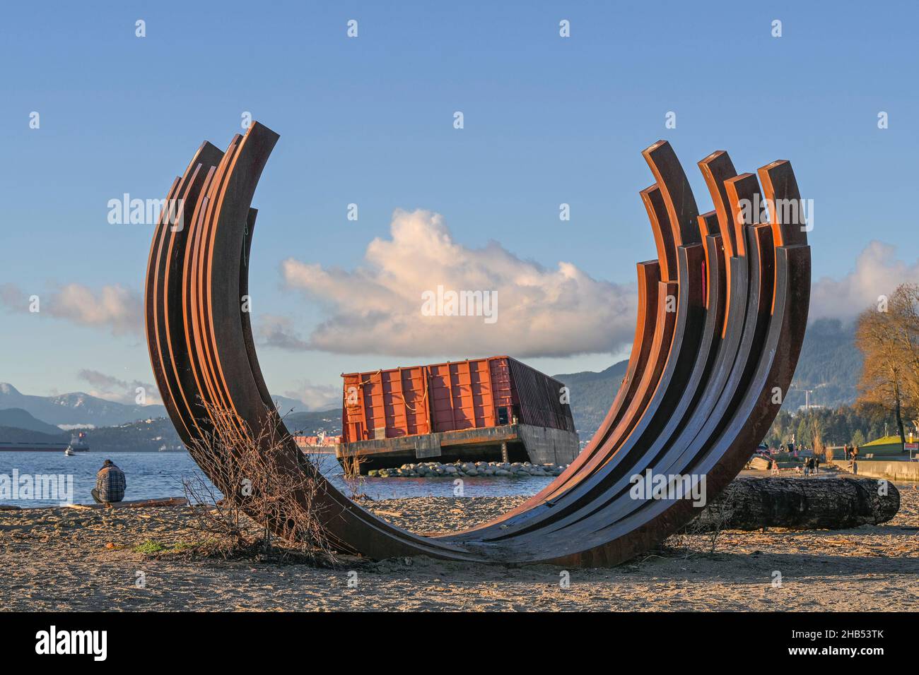 Canada vancouver barge beach hi-res stock photography and images - Alamy