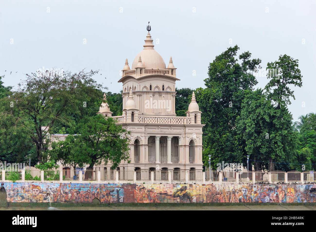 Riverside vew of Swami Bramhanand Temple, Belur Math which is the ...
