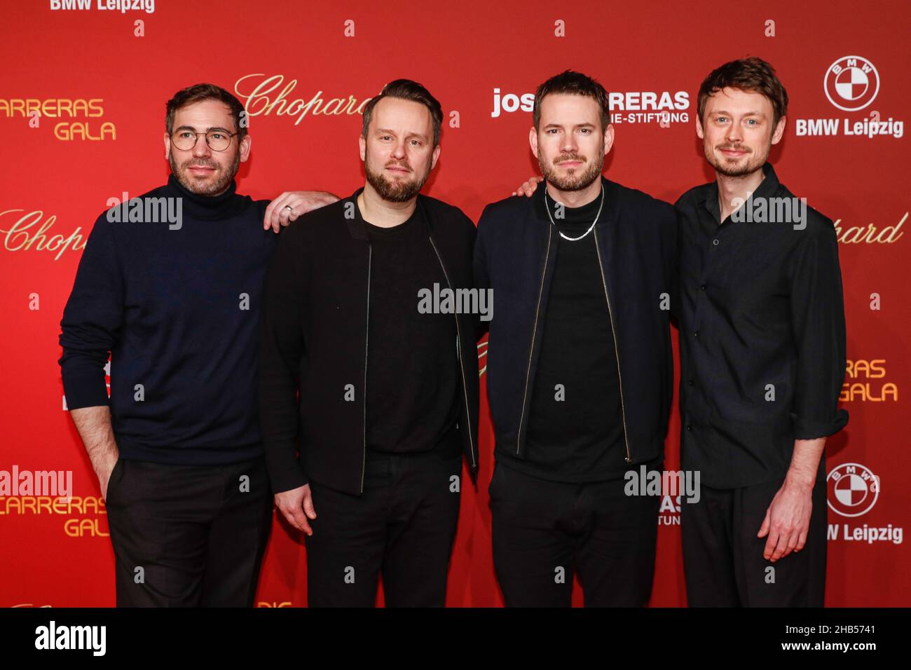 The foundations band hi-res stock photography and images - Alamy