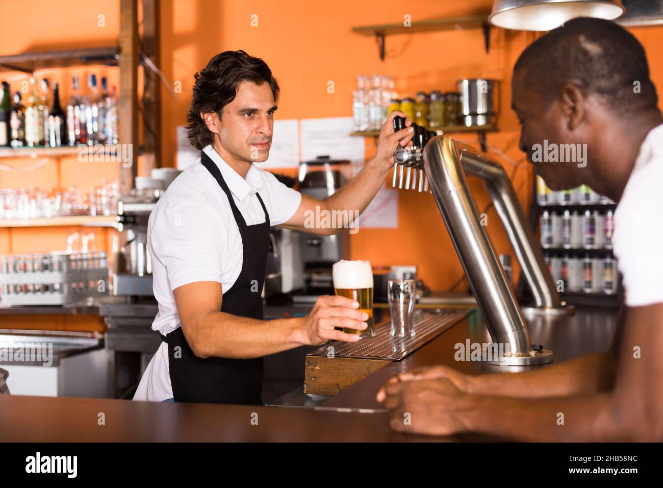 African american pub barman hi-res stock photography and images - Alamy