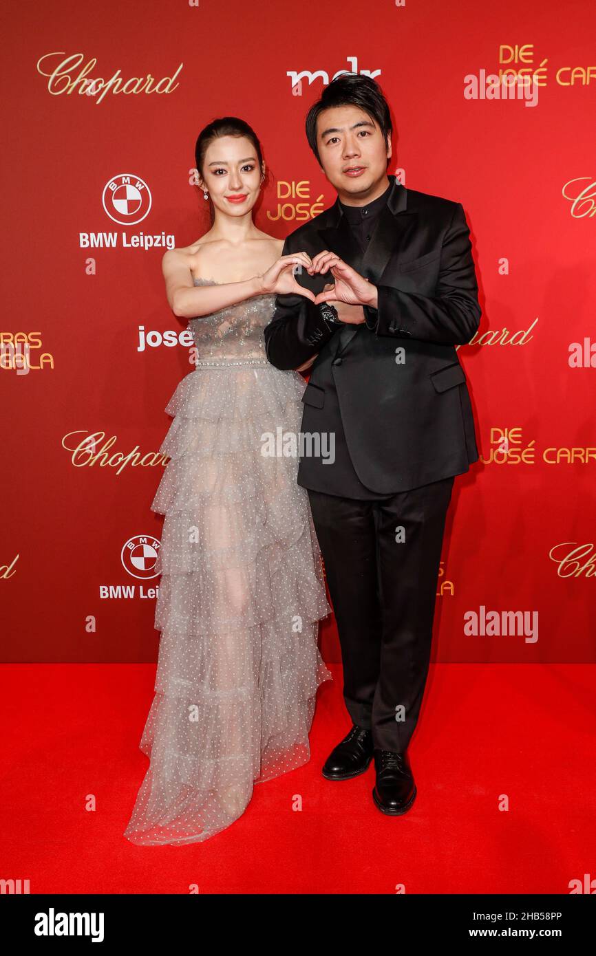 Leipzig, Germany. 16th Dec, 2021. Gina Alice Redlinger and husband Lang ...