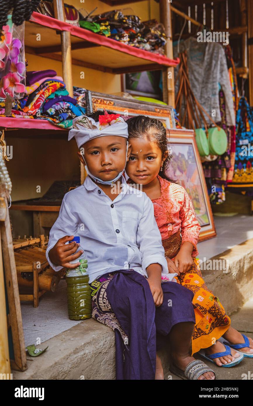Sibling portraits hi-res stock photography and images - Alamy