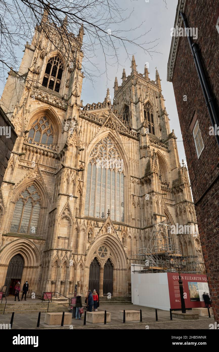 York exterior hi-res stock photography and images - Alamy