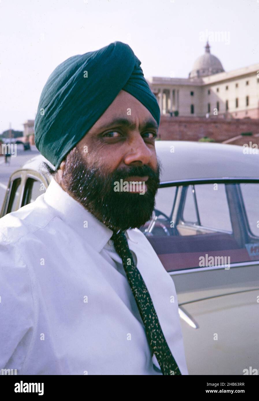 Green turban hi-res stock photography and images - Alamy