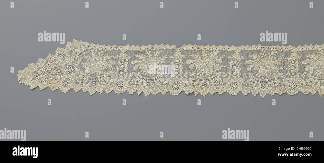 Collar of needlepoint lace with flower branch in u-shaped cartouche ...