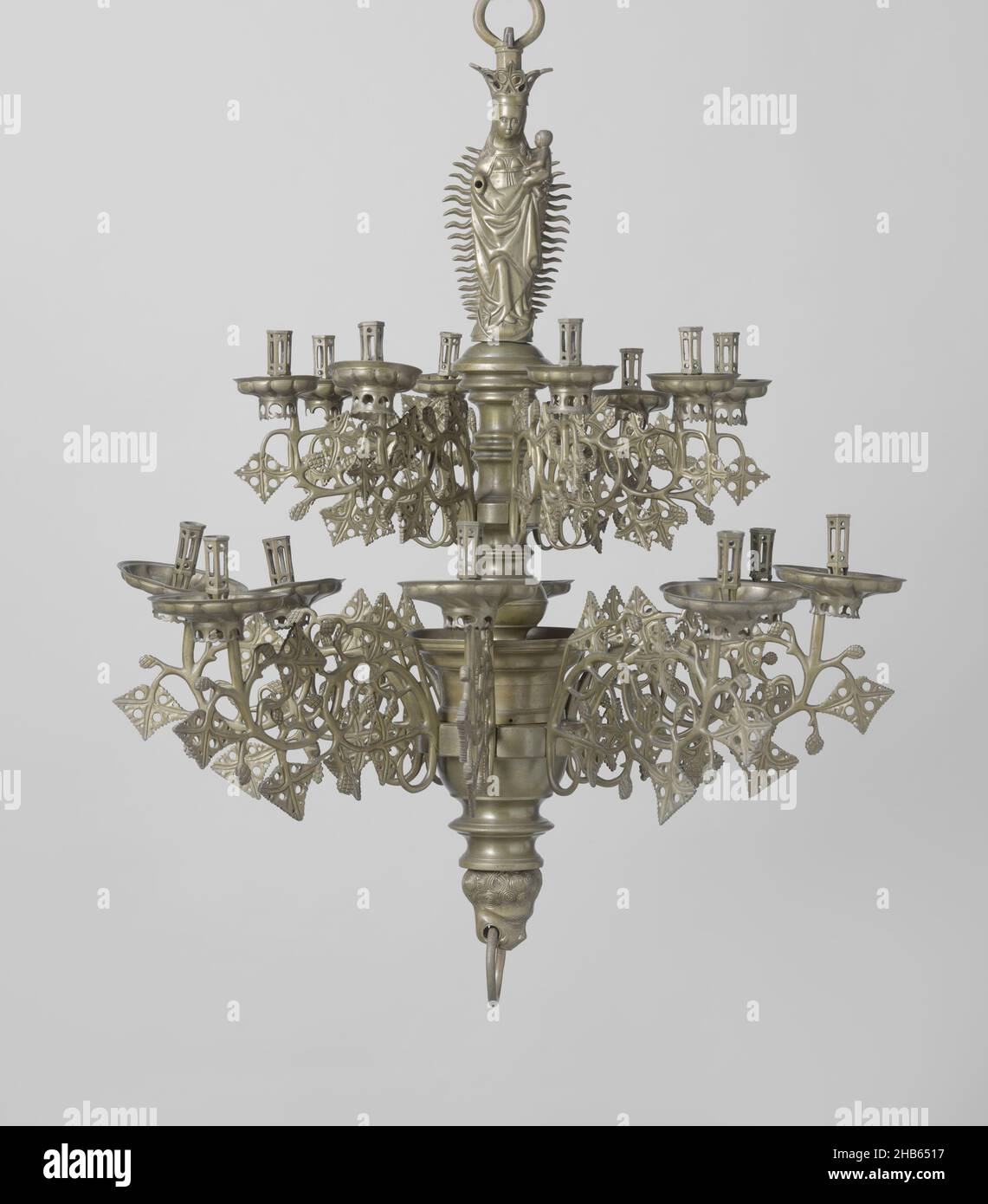 Arm with candle holder of candle crown of two heights with eight arms ...