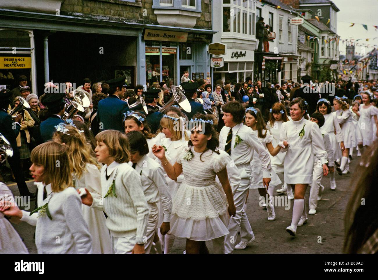 Flora Day, Furry dance, Children's procession dance, Helston, Cornwall ...