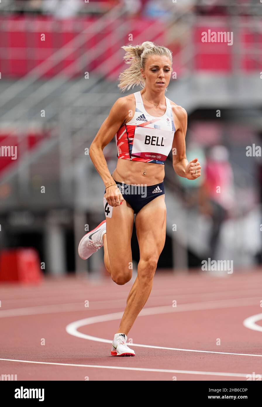 Alexandra Bell competing in the 800 meters of the 2020 Tokyo Olympics ...