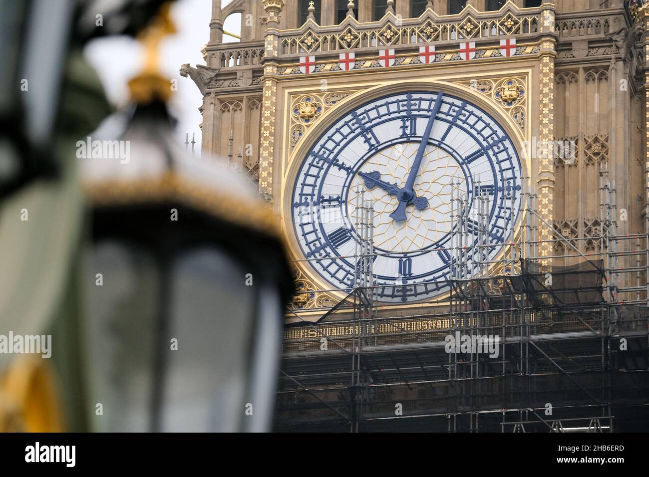 Big Ben, Westminster, London, UK. 17th Dec 2021.The clock face of Big ...
