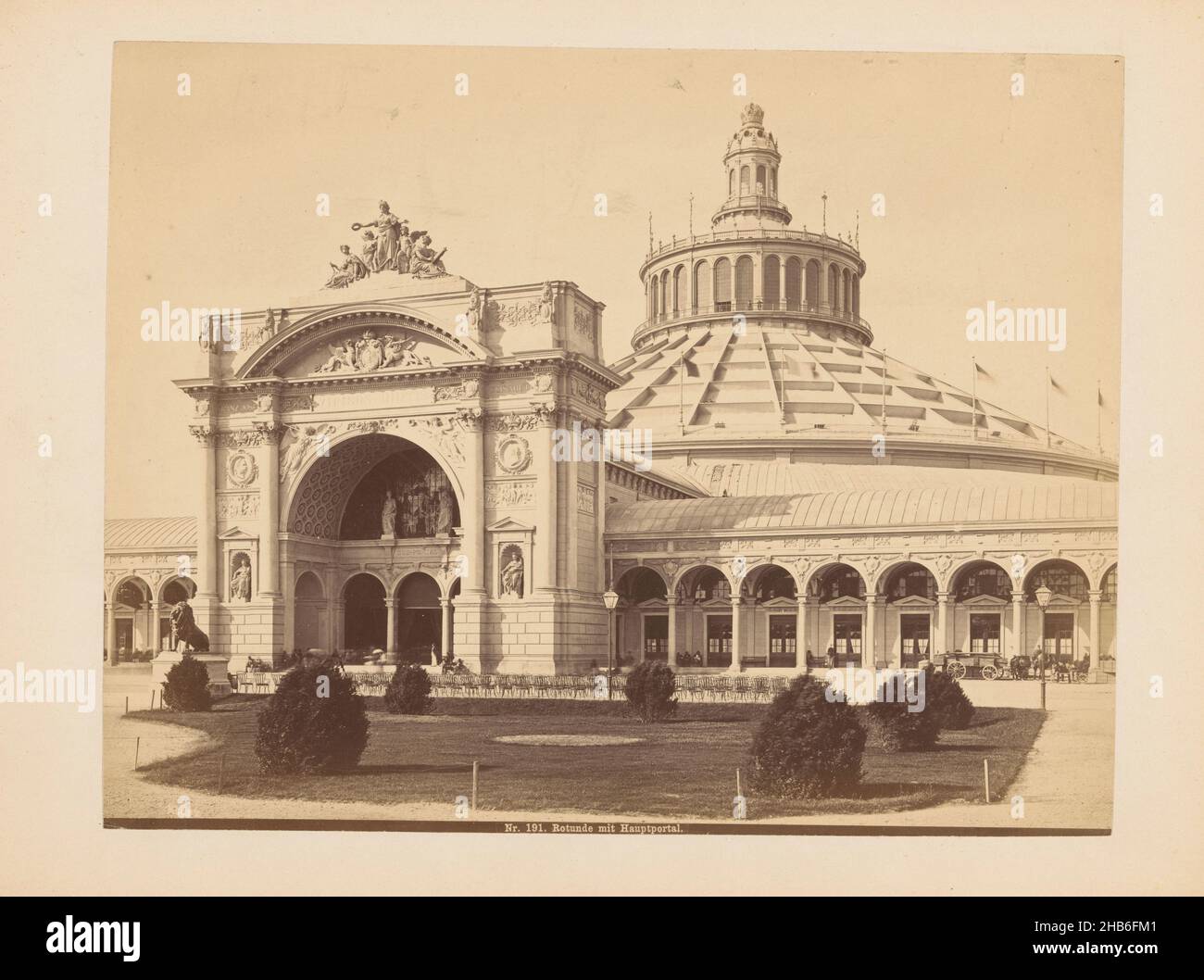 Rotunde with main entrance at the 1873 World's Fair in Vienna, Rotunde ...