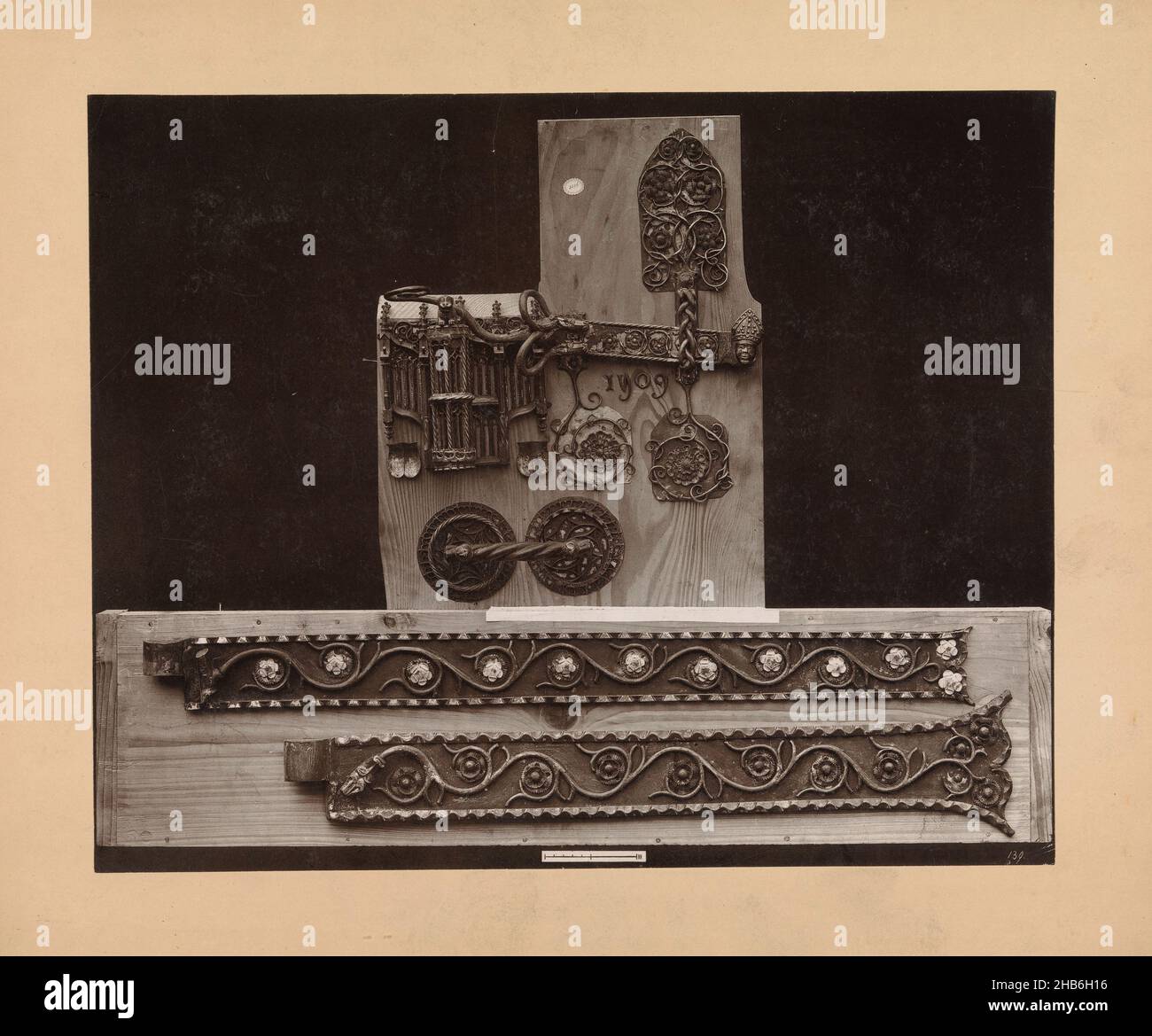 Wrought iron ornaments, anonymous, Europe, c. 1875 - c. 1900, cardboard ...