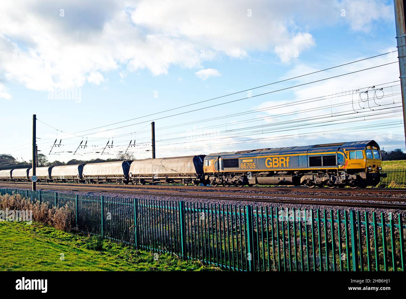 Class 66075 hi-res stock photography and images - Alamy