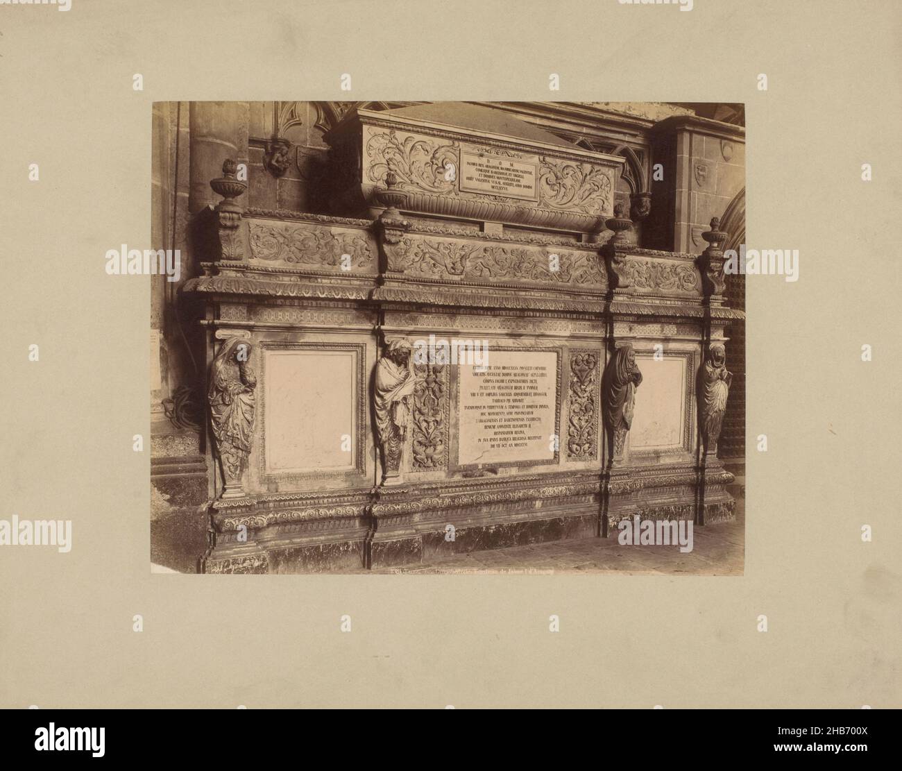 Tomb of King James I of Aragon in the Cathedral of Tarragona, Tarragone ...