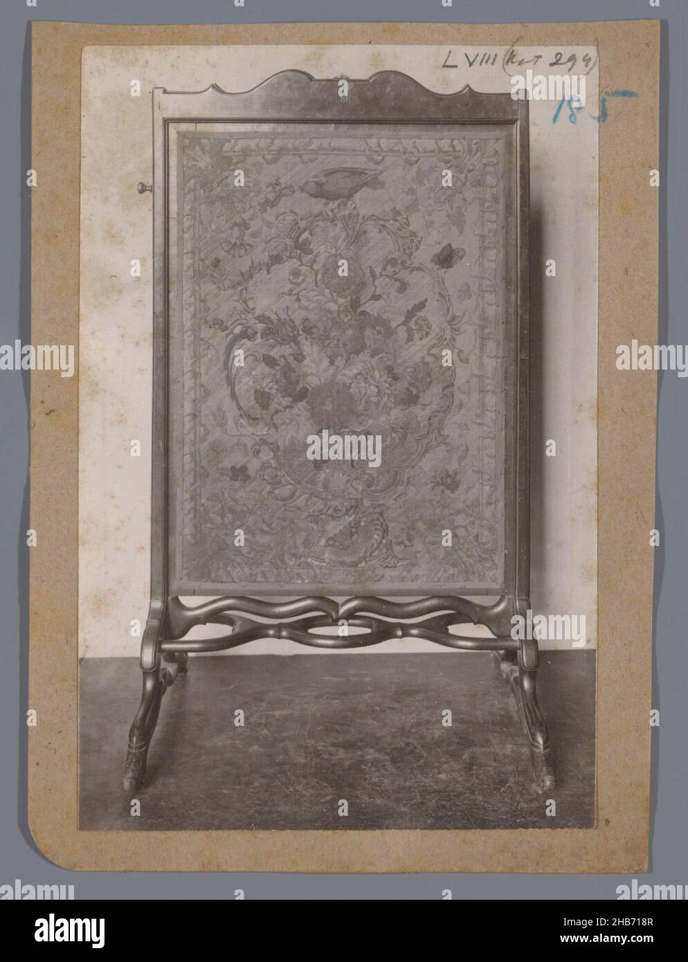 Fire birds hi-res stock photography and images - Alamy