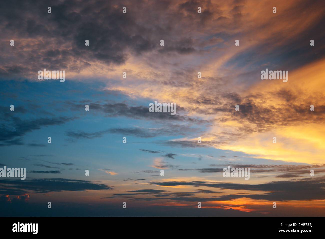 Sunlight sunshine sunbeam sunset hi-res stock photography and images ...