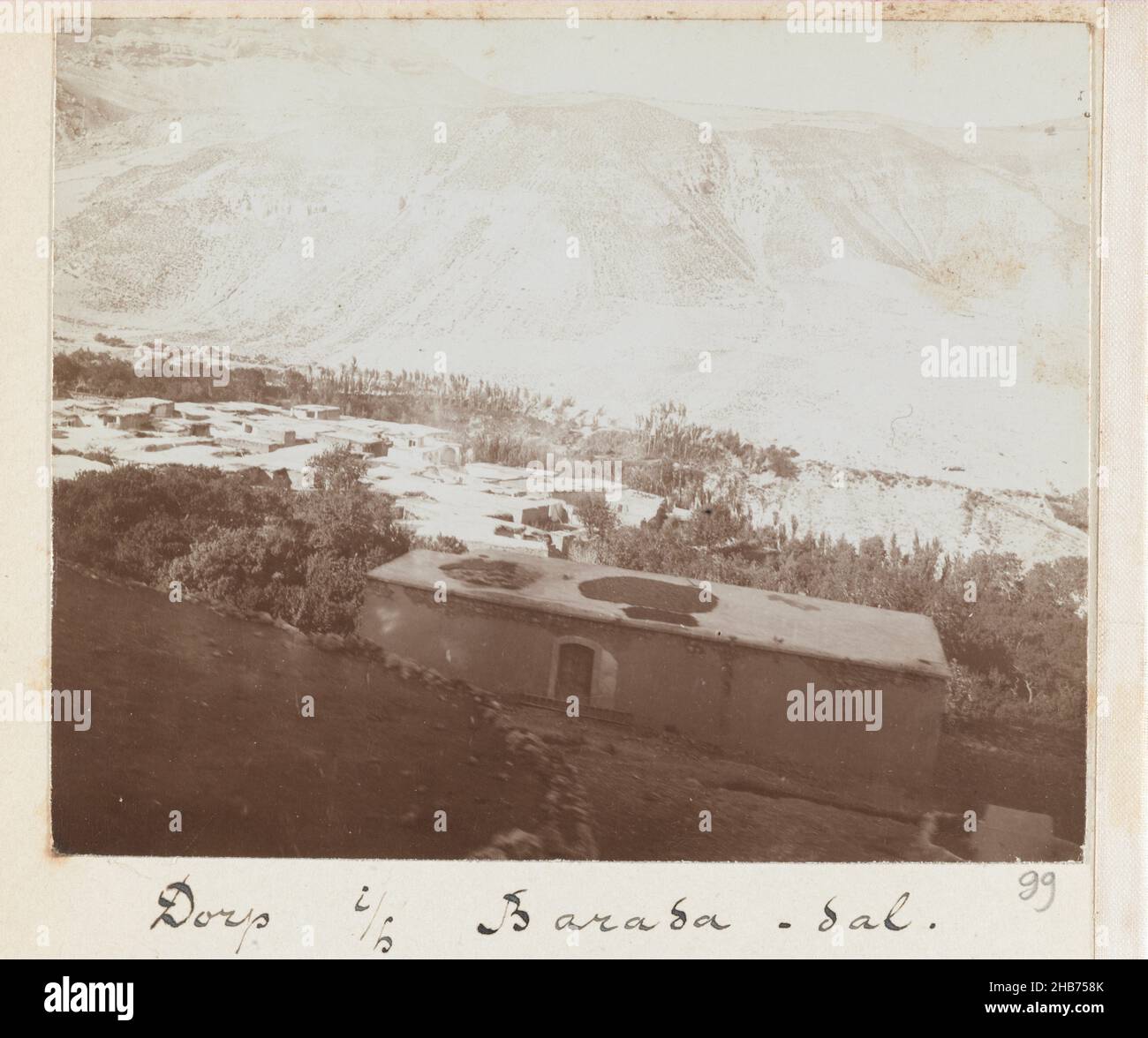 Village of barada hi-res stock photography and images - Alamy