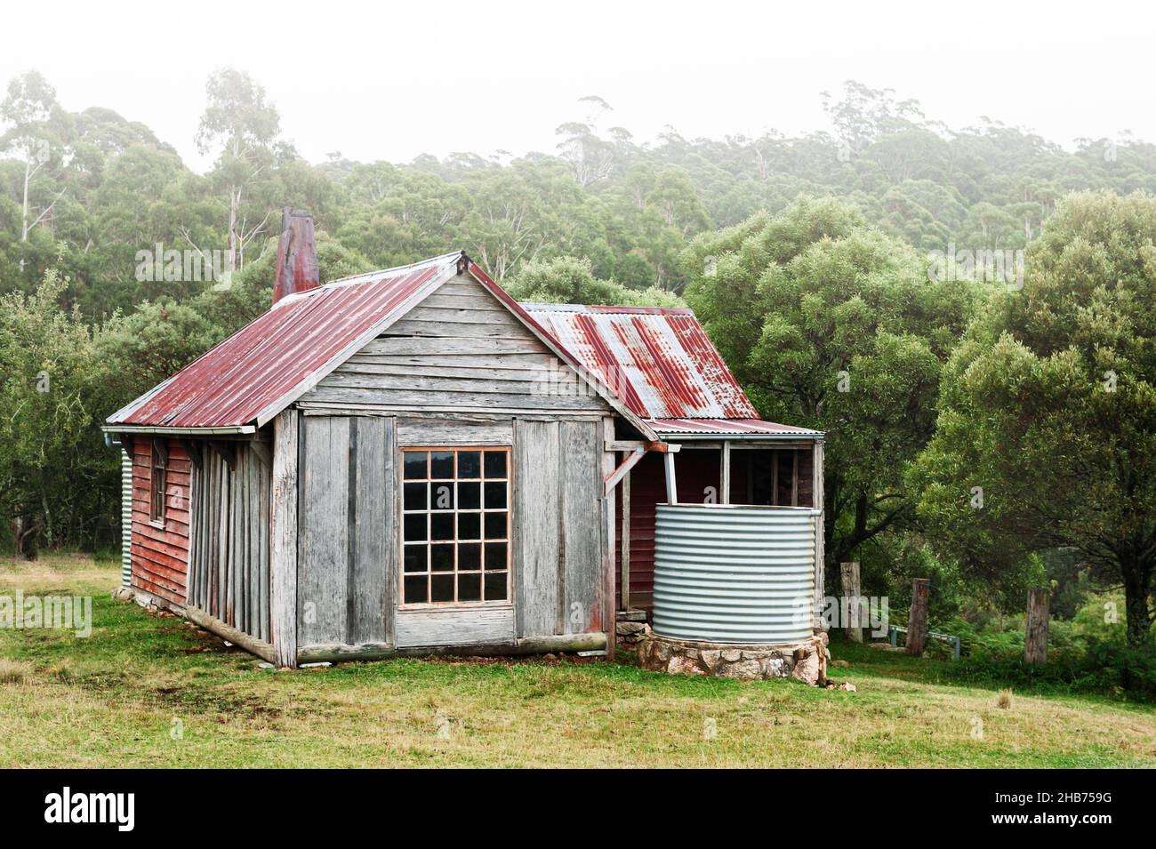 Trekking hut forest hi-res stock photography and images - Alamy