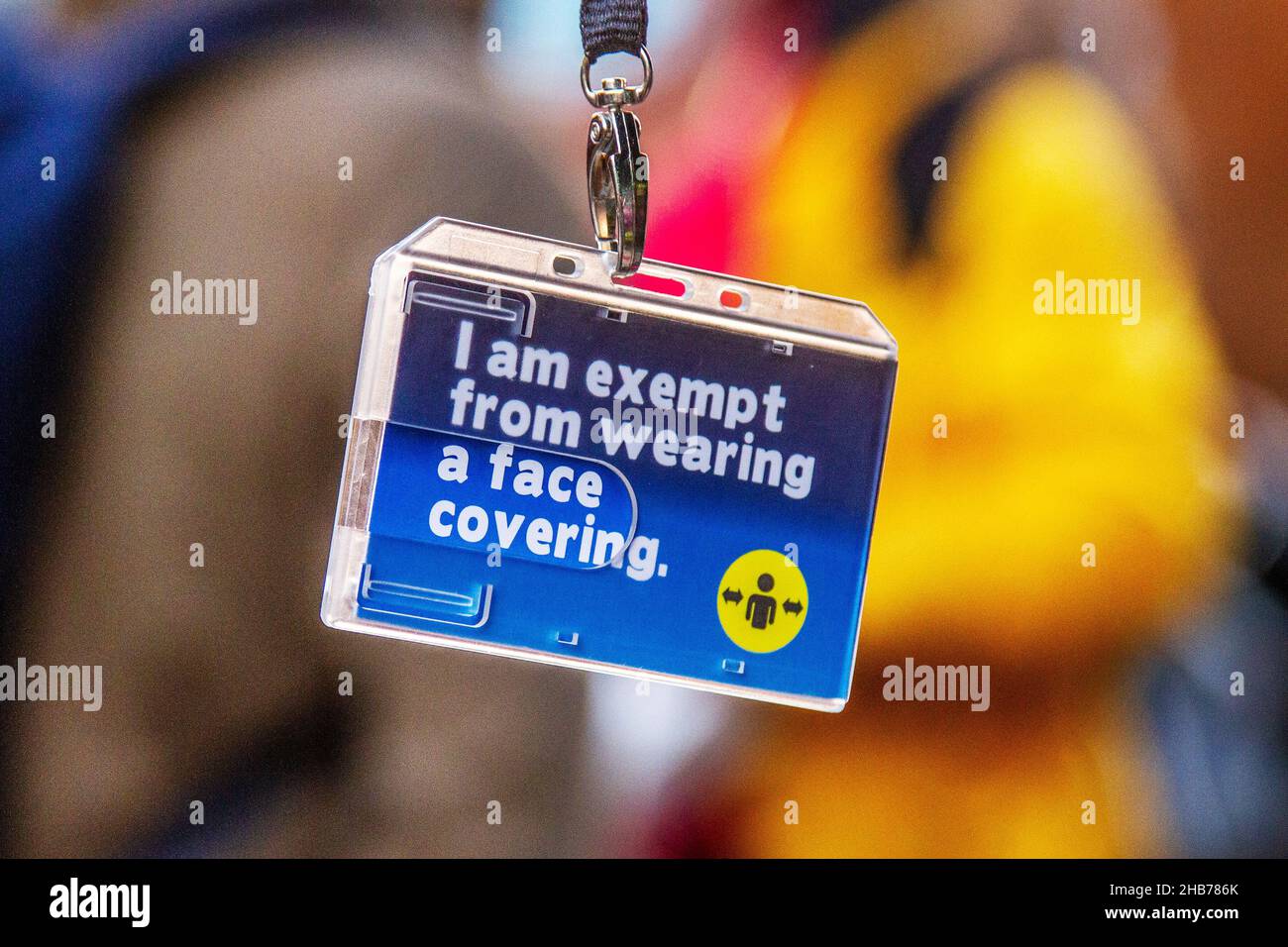 Having to wear face coverings hi-res stock photography and images - Alamy