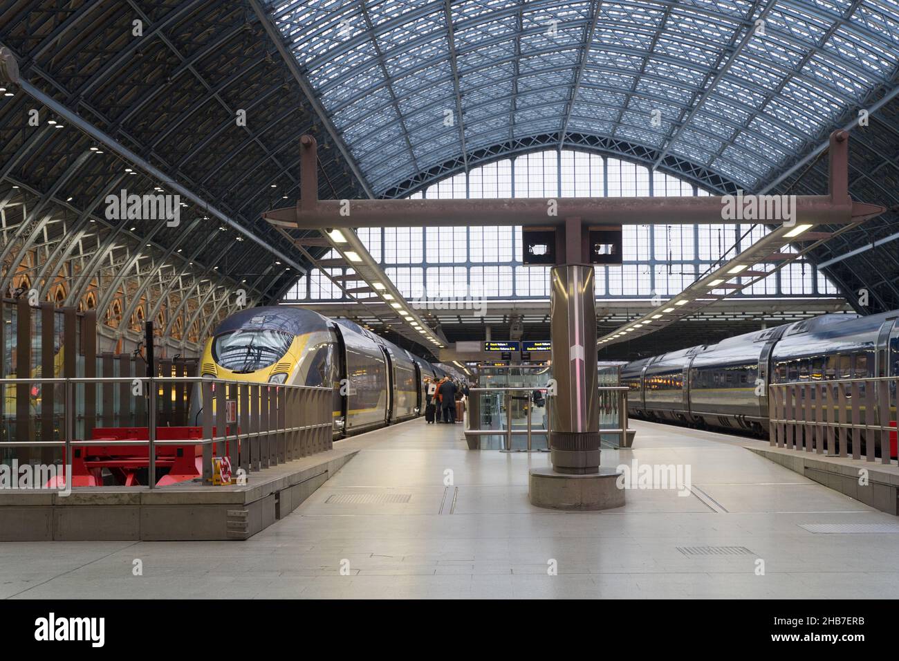 platforms to Eurostar trains at London St Pancras terminals England ...