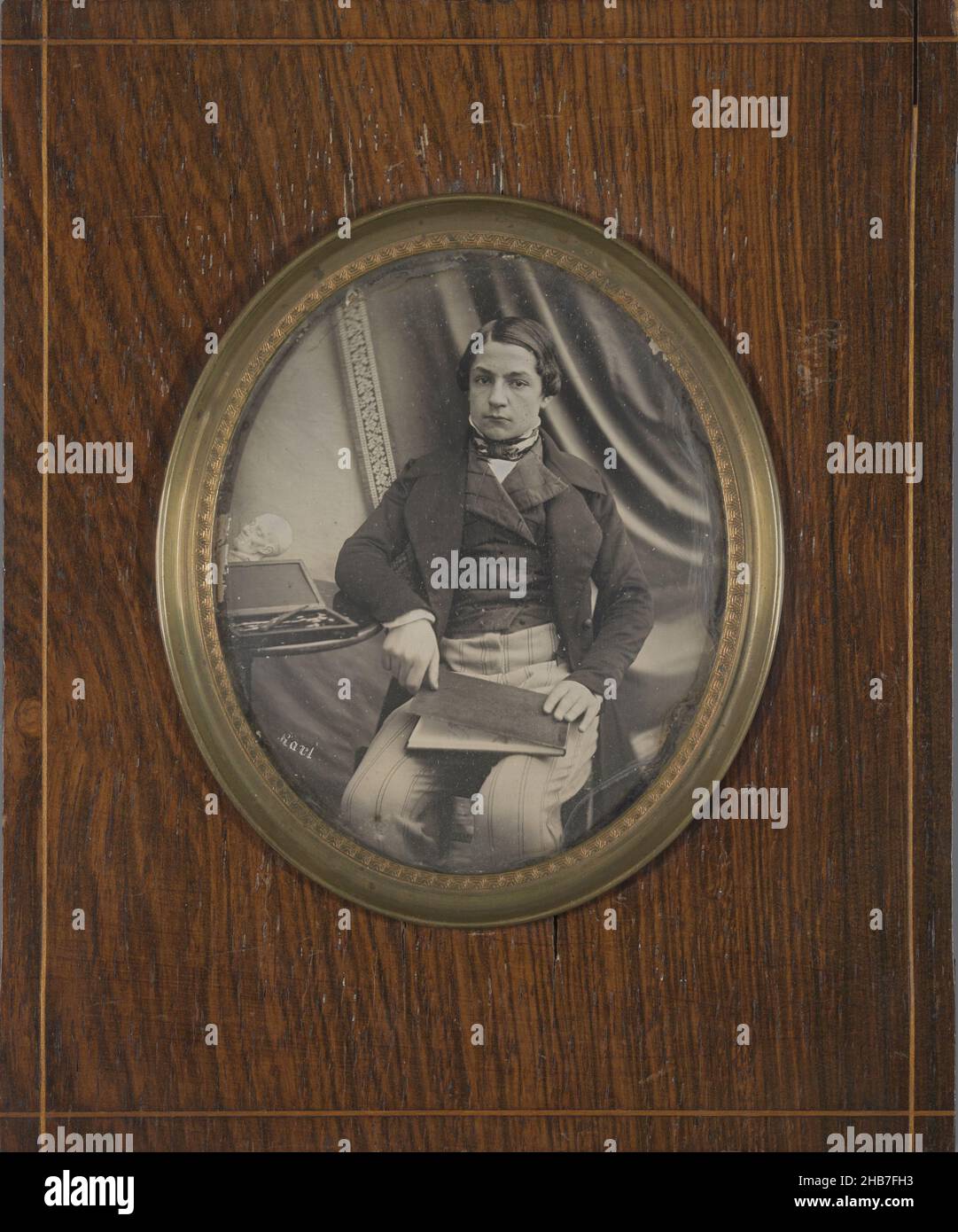 Daguerreotype frame hi-res stock photography and images - Alamy