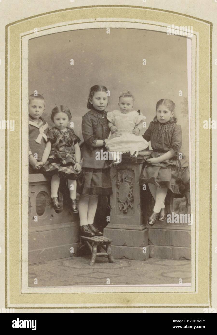 Children 1860 1900 hi-res stock photography and images - Alamy