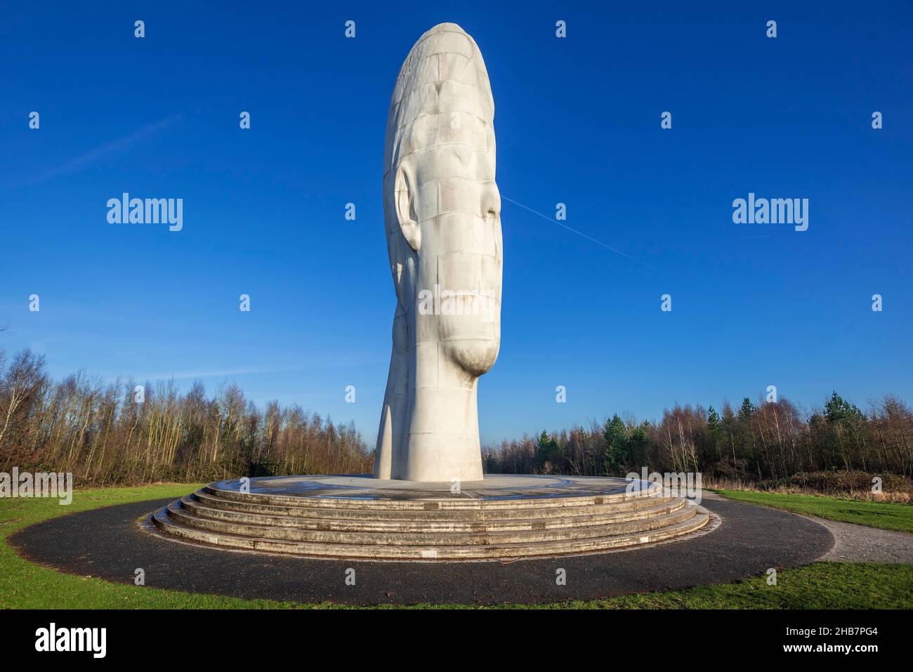The Dream statue of a girls head at the Sutton Manor Woodlands on the ...