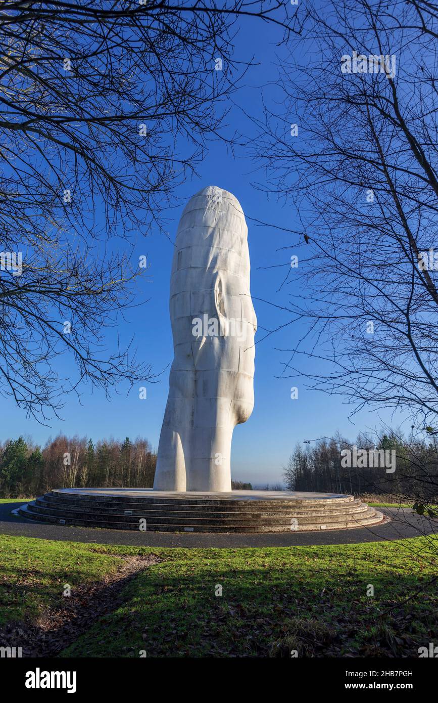 The Dream statue of a girls head at the Sutton Manor Woodlands on the ...