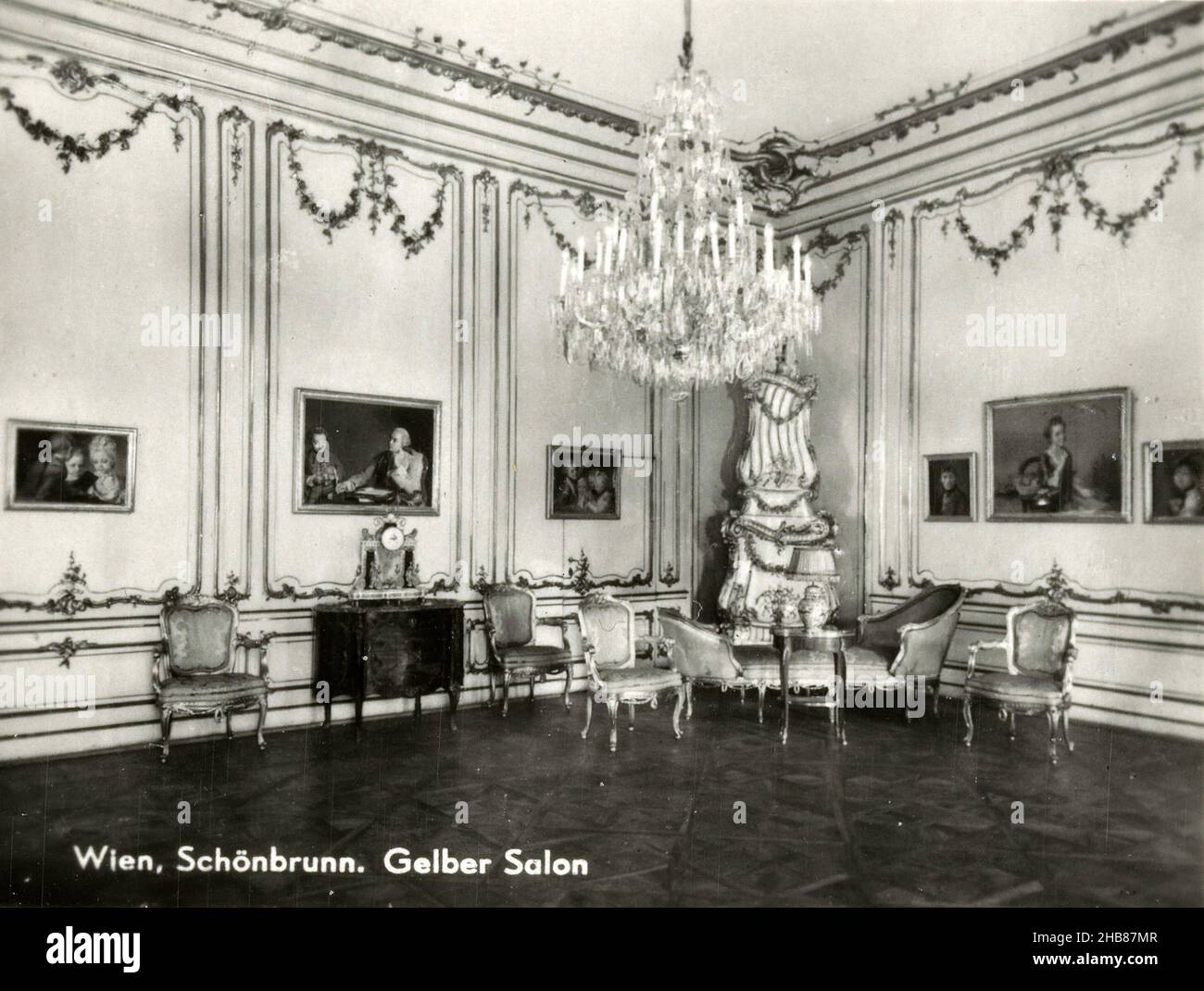 Schonbrunn interior hi-res stock photography and images - Alamy