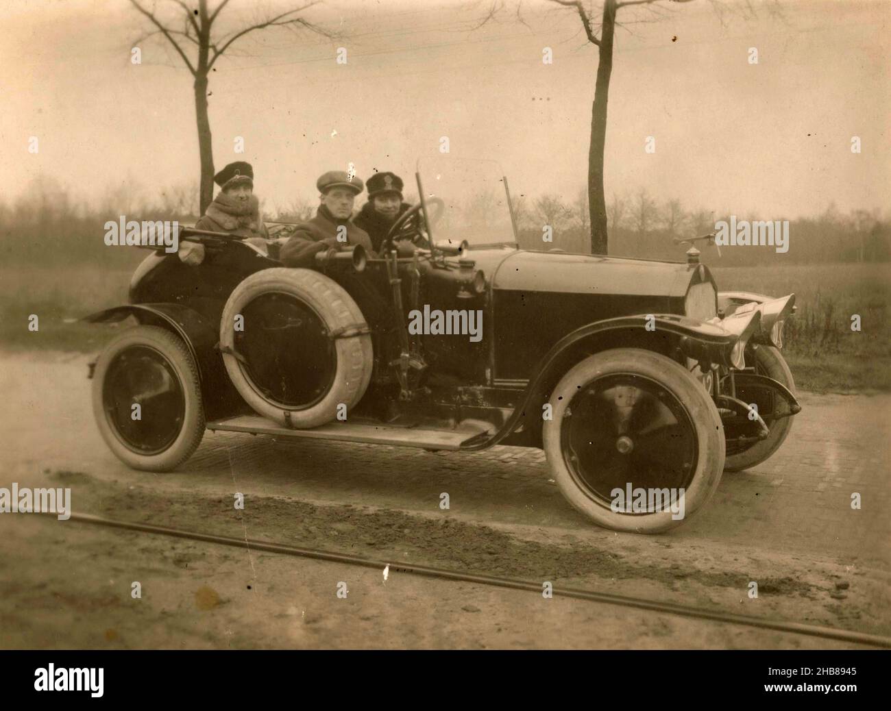 1919 car hi-res stock photography and images - Alamy