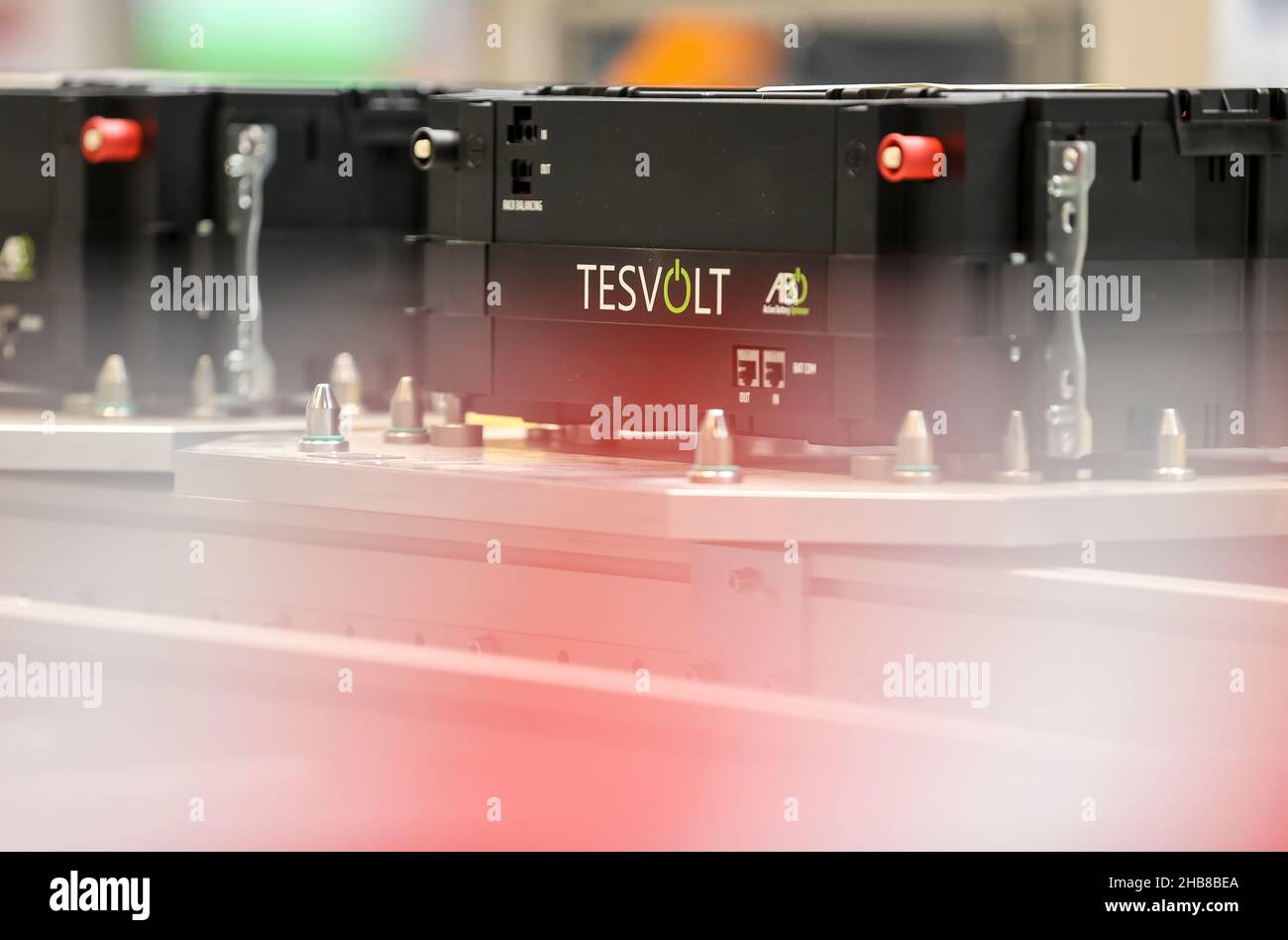 18 November 2021, Saxony-Anhalt, Wittenberg: Batteries undergo ...