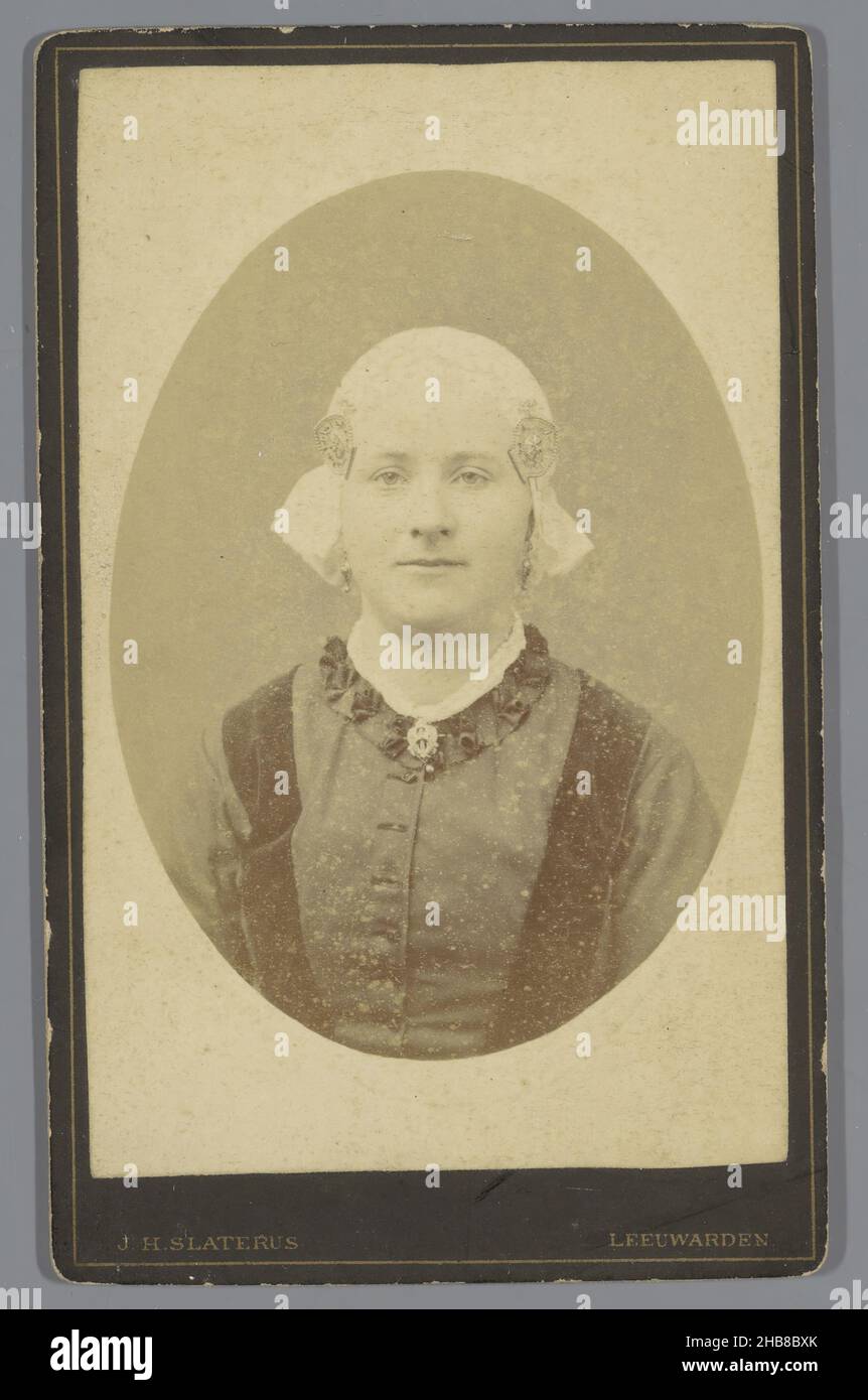 Portrait of an unknown woman in costume of Leeuwarden, Idanus Hendrikus ...