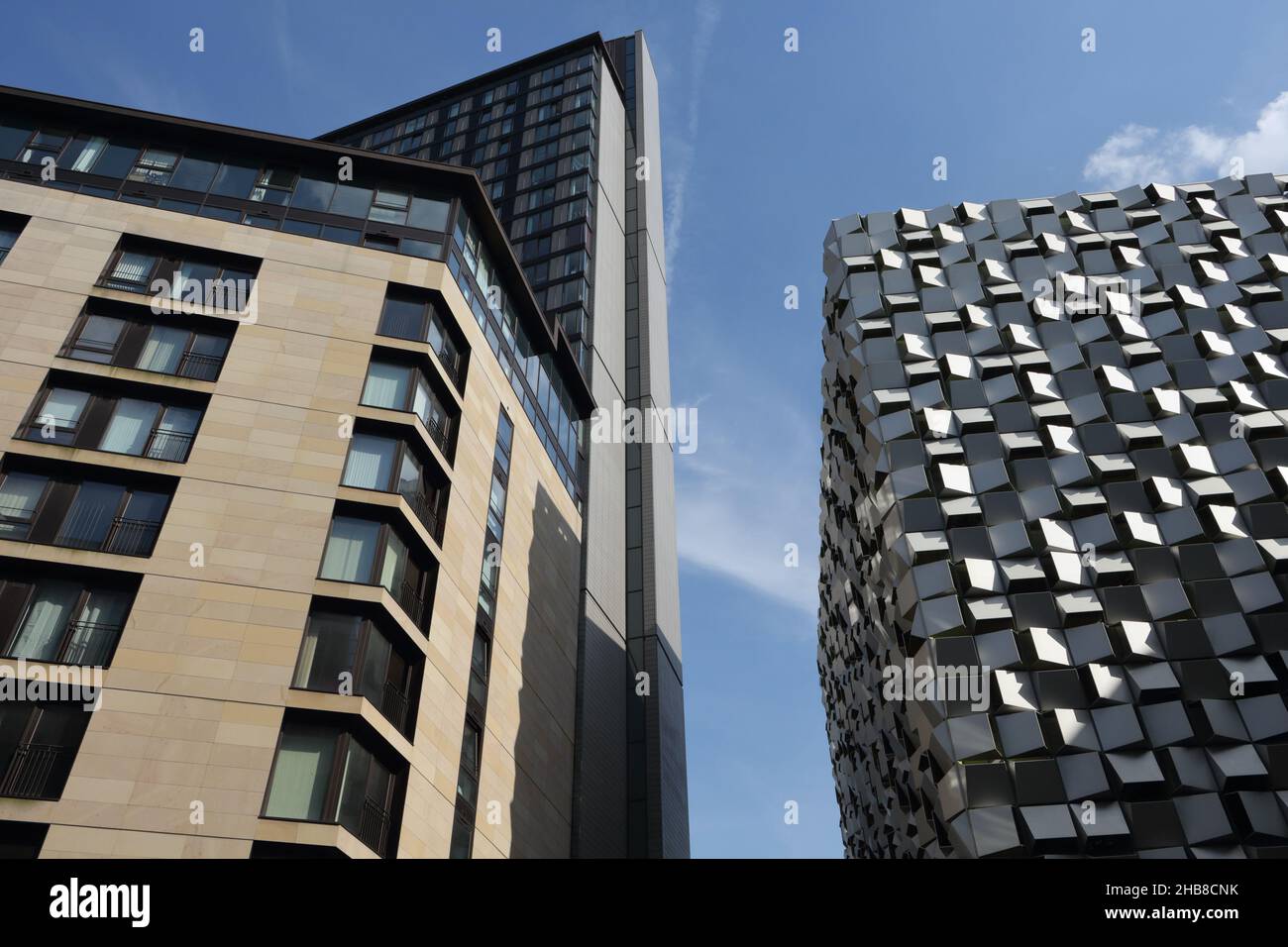 Low rise skyline hi-res stock photography and images - Alamy