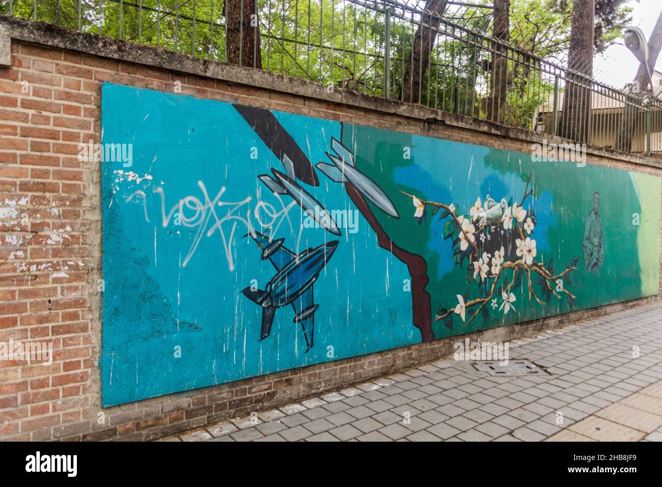 Graffiti in tehran hi-res stock photography and images - Alamy